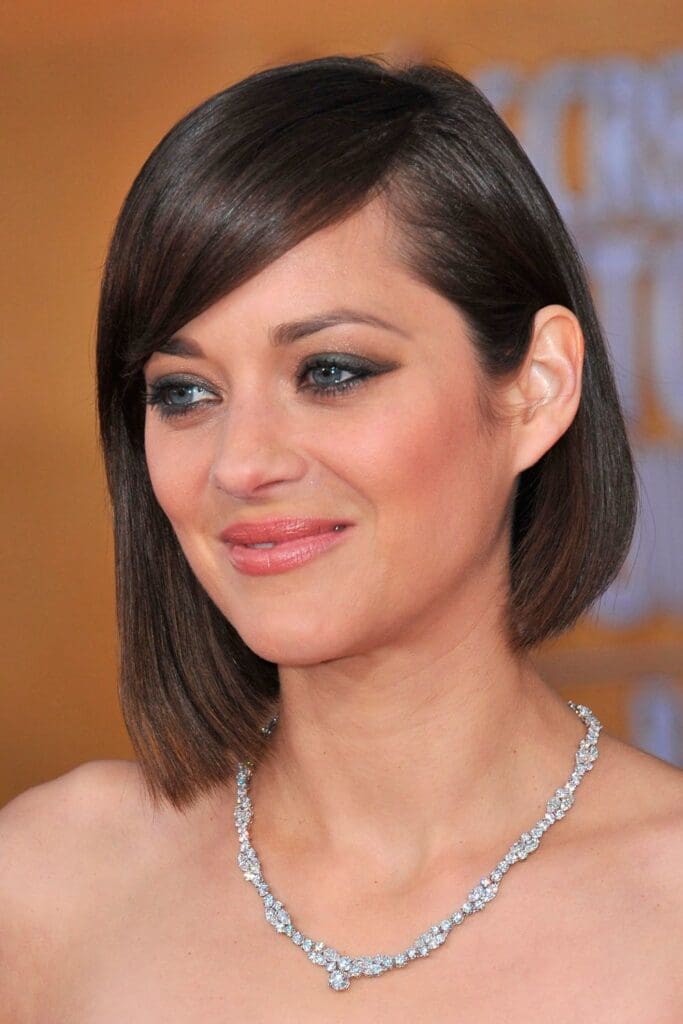 50 Bold And Daring Asymmetrical Bob Haircuts | HAIRS