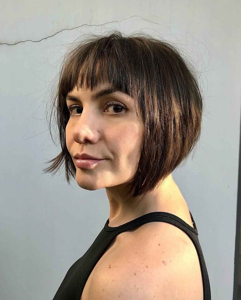 25+ Chic Short Layered Bob Hairstyles with Bangs for Women
