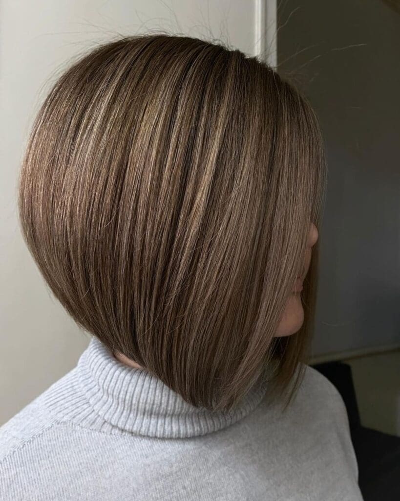 43 Modern Inverted Bob Haircuts For Women