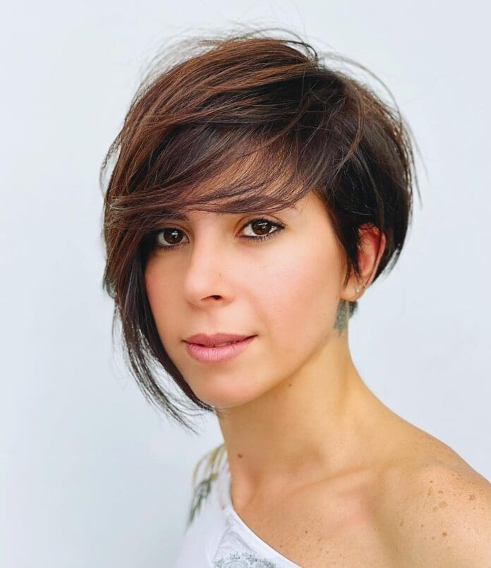 22 Exclusive Ideas to Style a Pixie Haircut