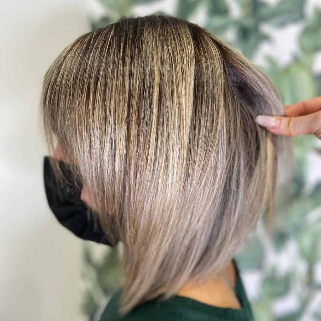 43+ Best Colored Bob Haircuts & Hairstyles 2025