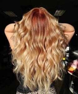 19 Best Light Strawberry Blonde Hair Color Ideas to Match Your Skin Tone