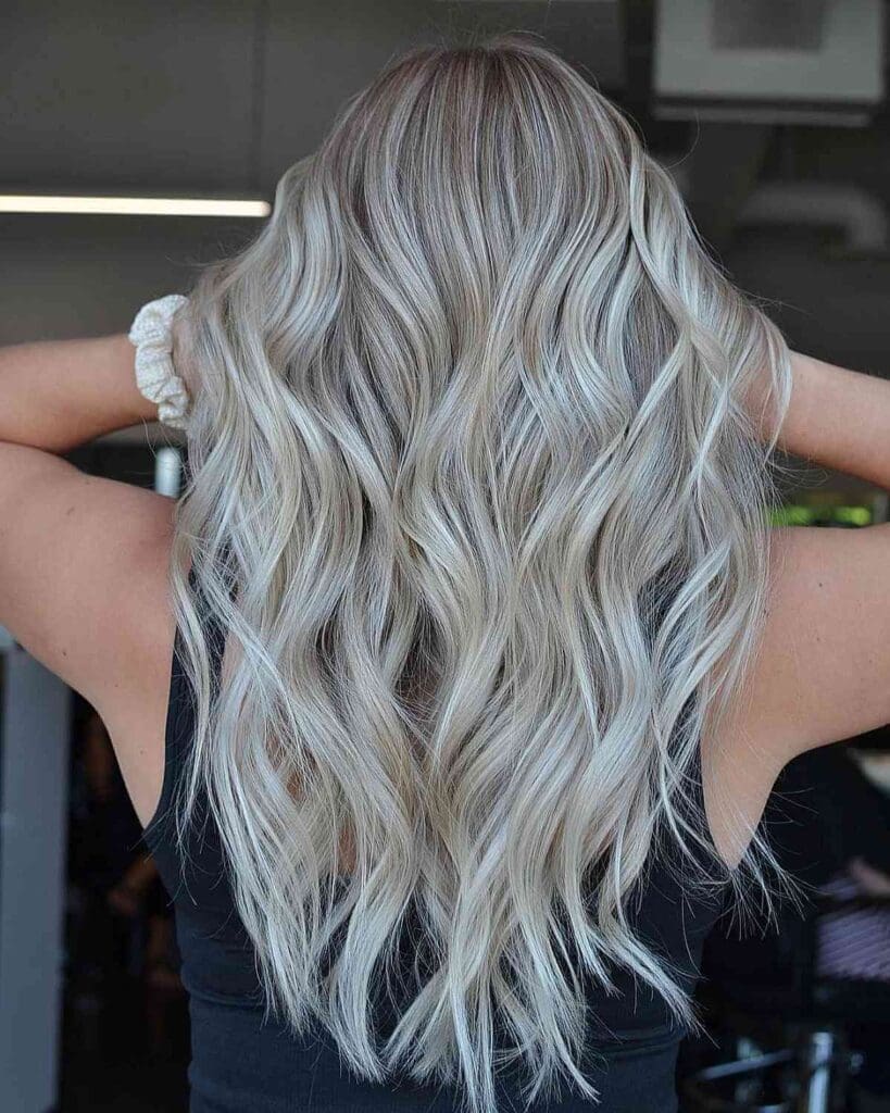 18 Gorgeous Platinum Blonde Balayage Hairstyles