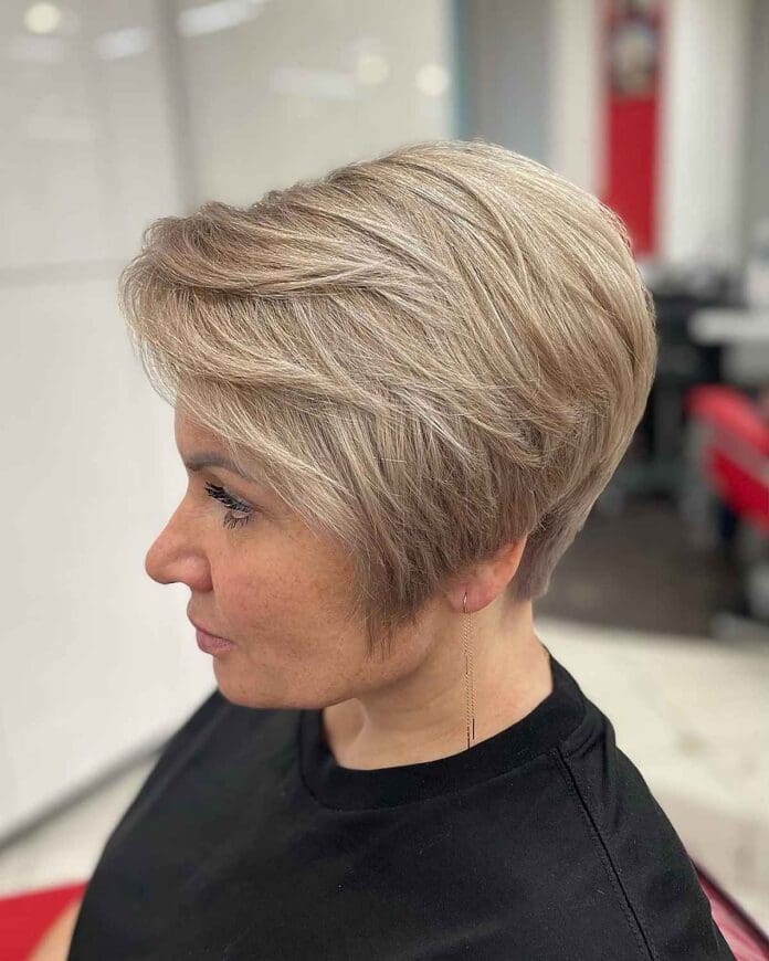 17 Short, Stacked Pixie Bob Haircuts for a Cute and Sassy Look | HAIRS