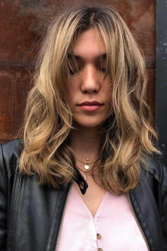 137 Latest Medium Length Hairstyles For 2025