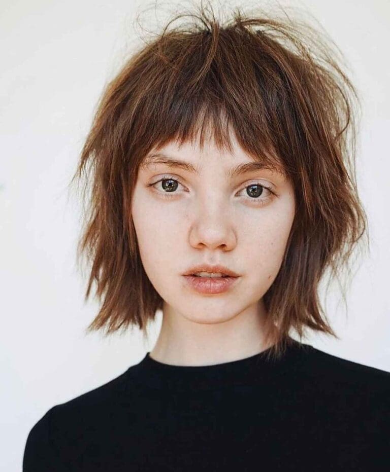 24 Choppy Layered Bobs for Thick Hair to Be Less Poofy | HAIRS