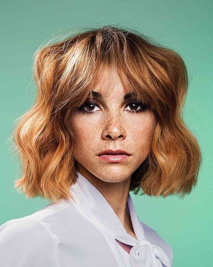 39 Gorgeous Wavy Bob with Bangs for an Effortlessly Cute Style