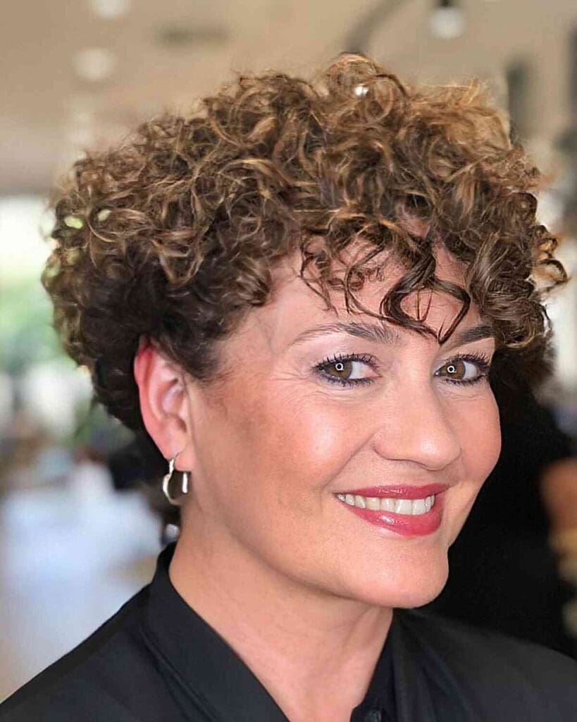 68+ Adorable Curly Pixie Cuts & How to Find the Perfect Style