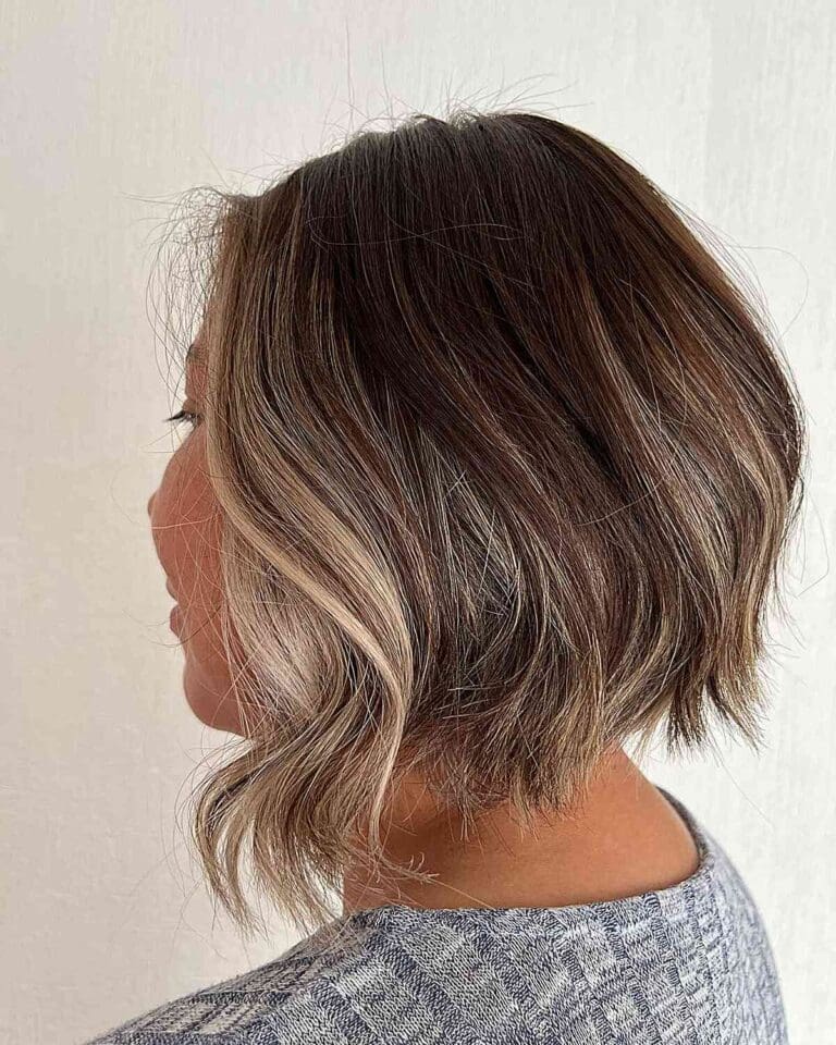28 Chic Angled Bob Haircuts for Every Face Shape and Hair Type