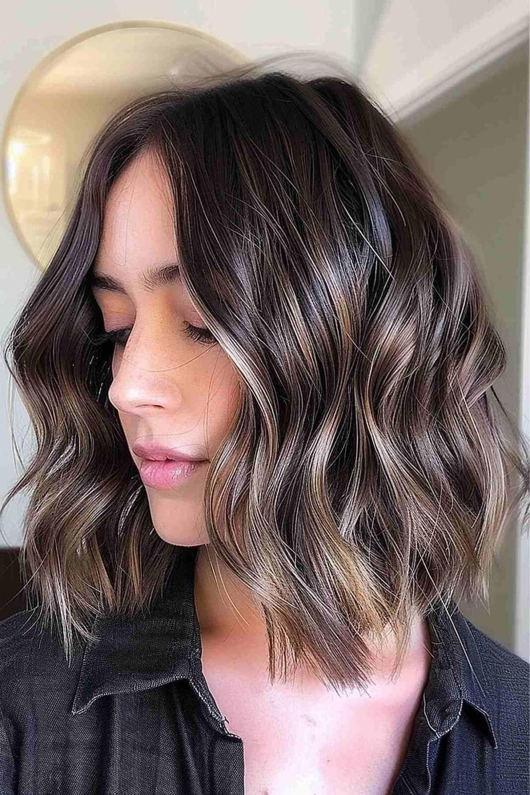 37+ Cool Long Choppy Bob Haircuts for That Effortless Beachy Vibe