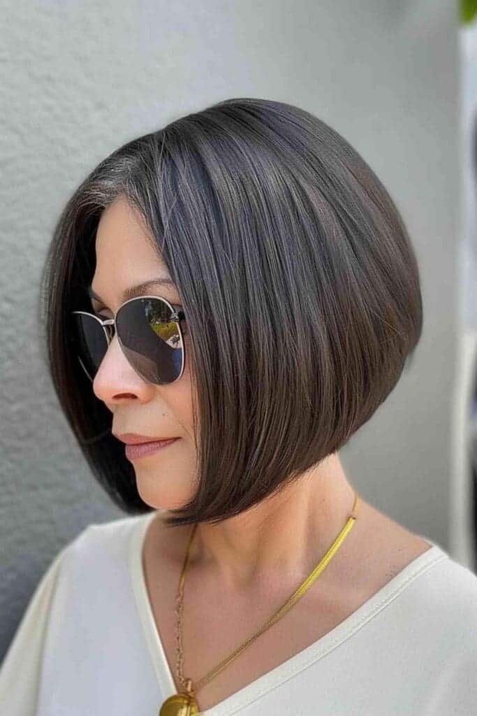 28 Chic Angled Bob Haircuts for Every Face Shape and Hair Type