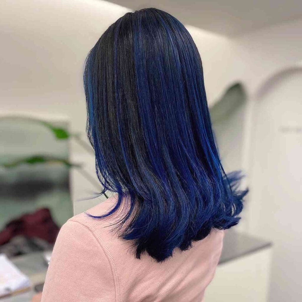 25 Dark Blue Hair Ideas and How to Get the Look in 2026