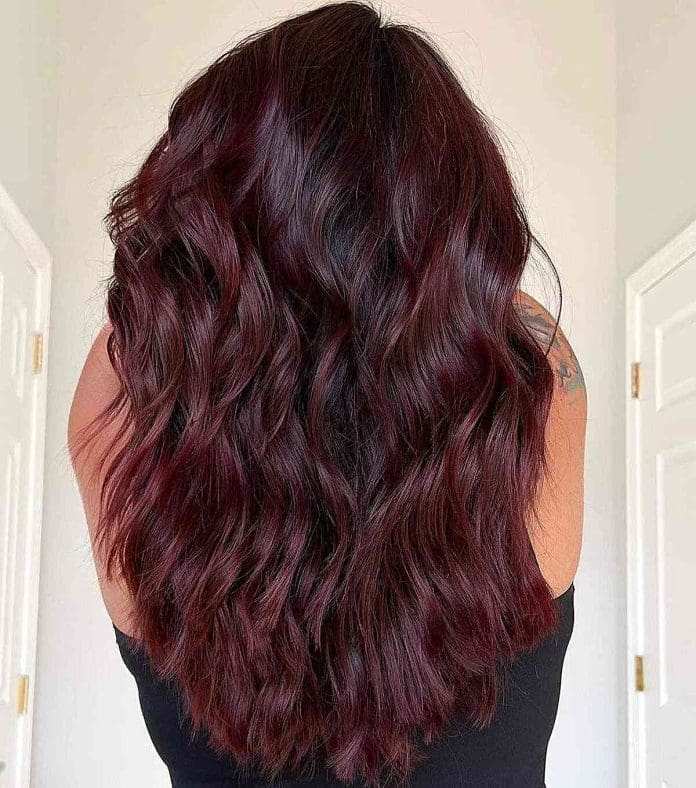 35 Maroon Hair Color Inspirations for 2025