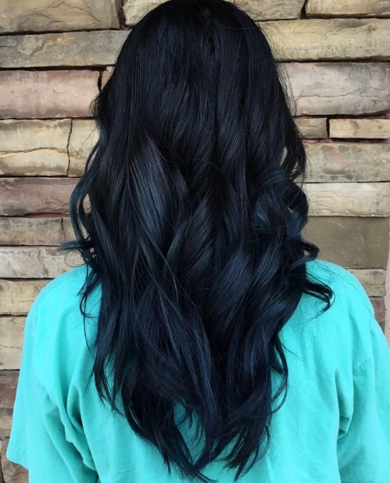 19 Bold Midnight Blue Hair Colors to Try This Year