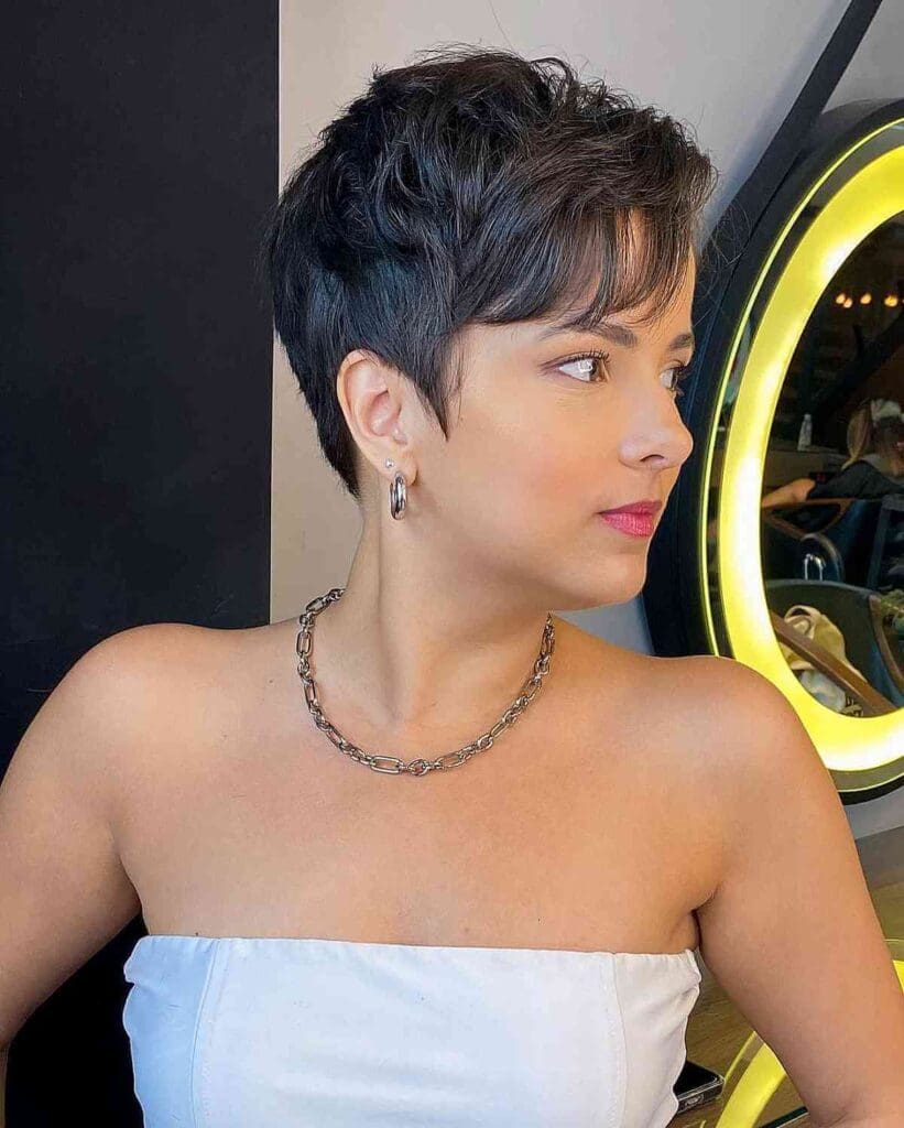 40 Modern Pixie Cut with Bangs for a Face-Framing Effect