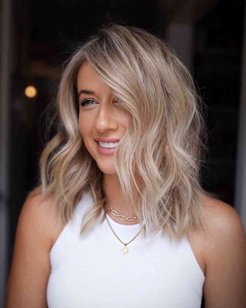 33 Sandy Blonde Hair Color Ideas