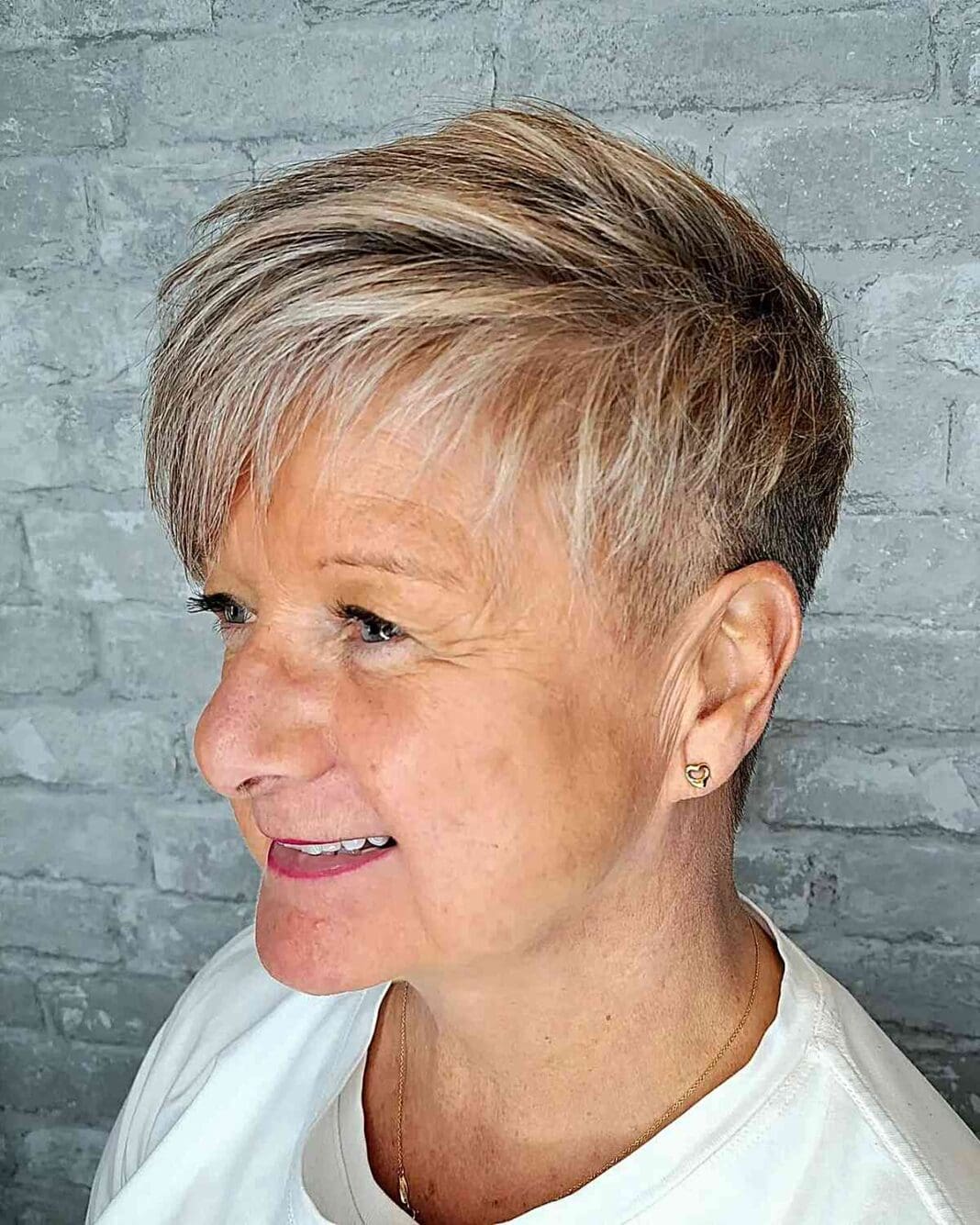 37 Modern Pixie Cut with Bangs for a Face-Framing Effect