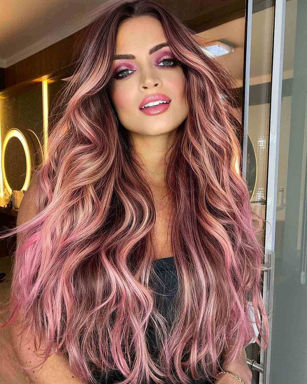 28 Fabulous Rose Gold Balayage Styles for a Modern Hair Makeover