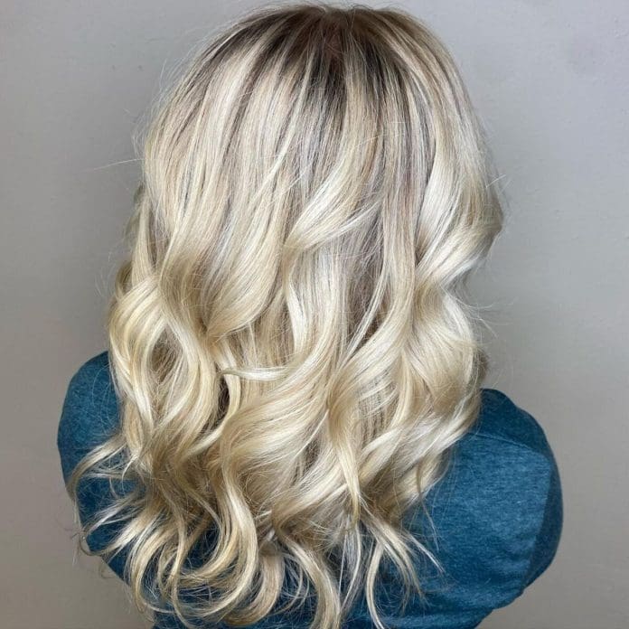 33 Best Champagne Blonde Hair Color Ideas for Every Skin Tone
