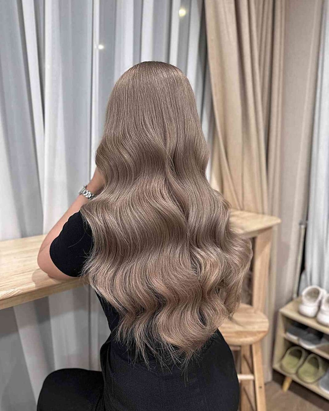 27 Unique Milk Tea Hair Color Ideas for Every Skin Tone