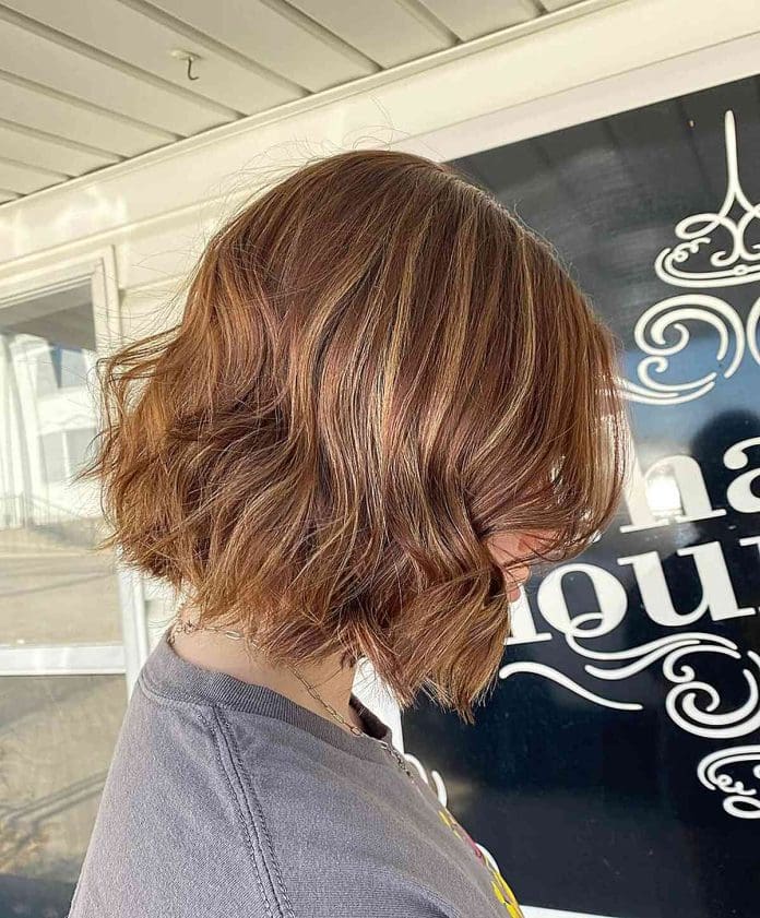 28 Short Light Brown Haircuts and Colors to Try Now