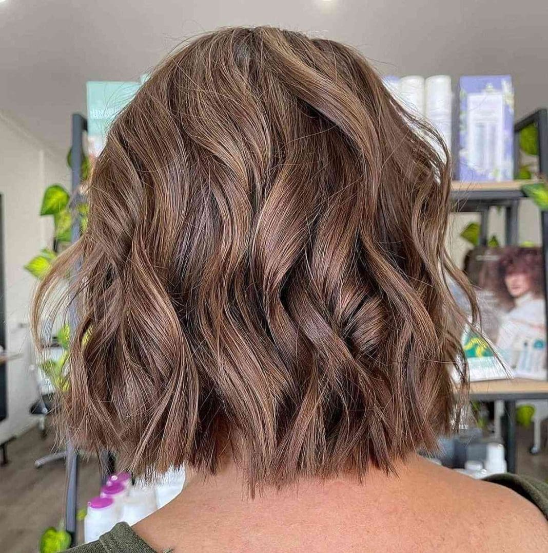 28 Short Light Brown Haircuts and Colors to Try Now