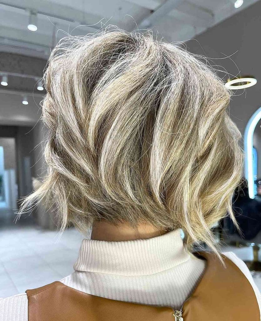 33 Light Blonde Highlight Ideas for Every Style in 2026
