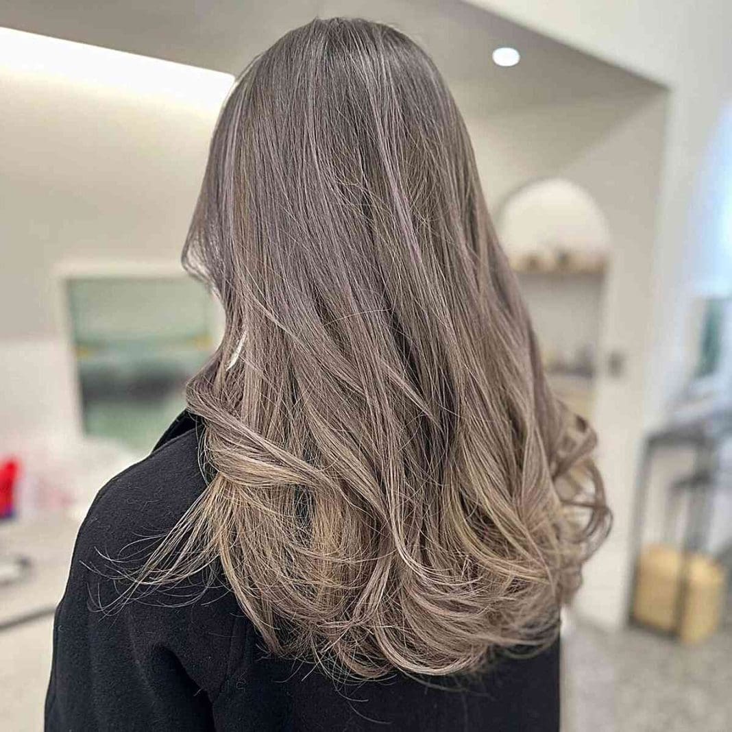 27 Unique Milk Tea Hair Color Ideas for Every Skin Tone