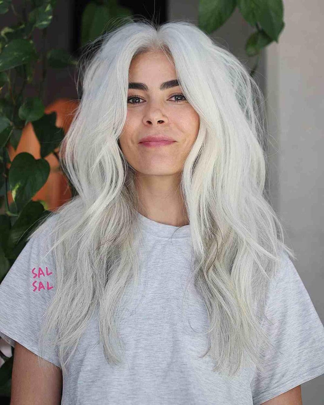 32 Silver Hair Colors That Are Perfect for 2025