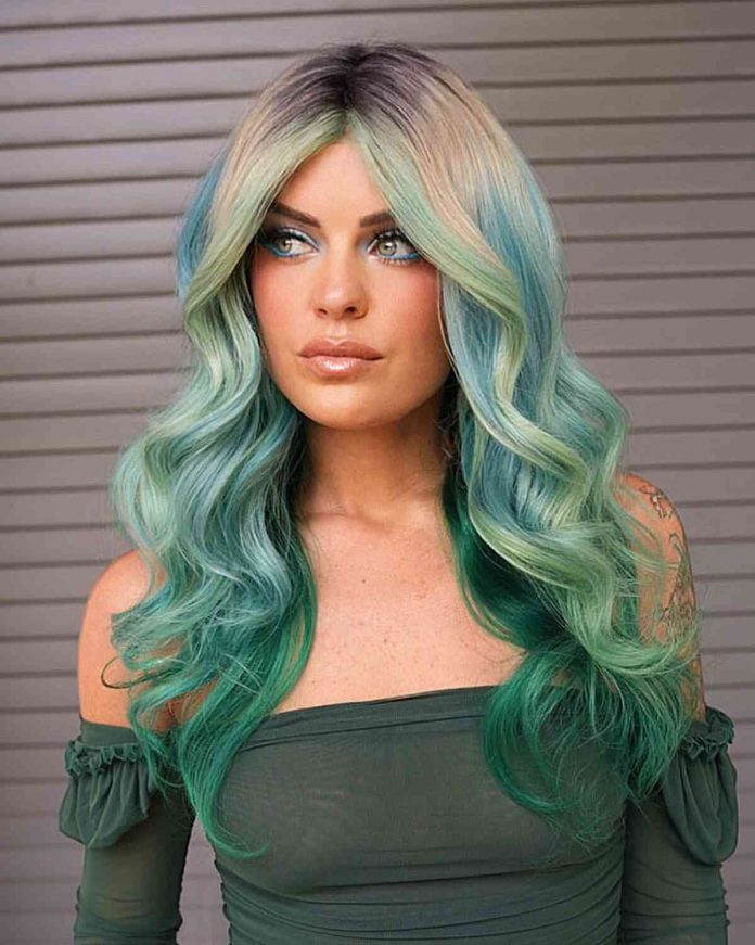 28 Green Hair Shades That Work for All Seasons