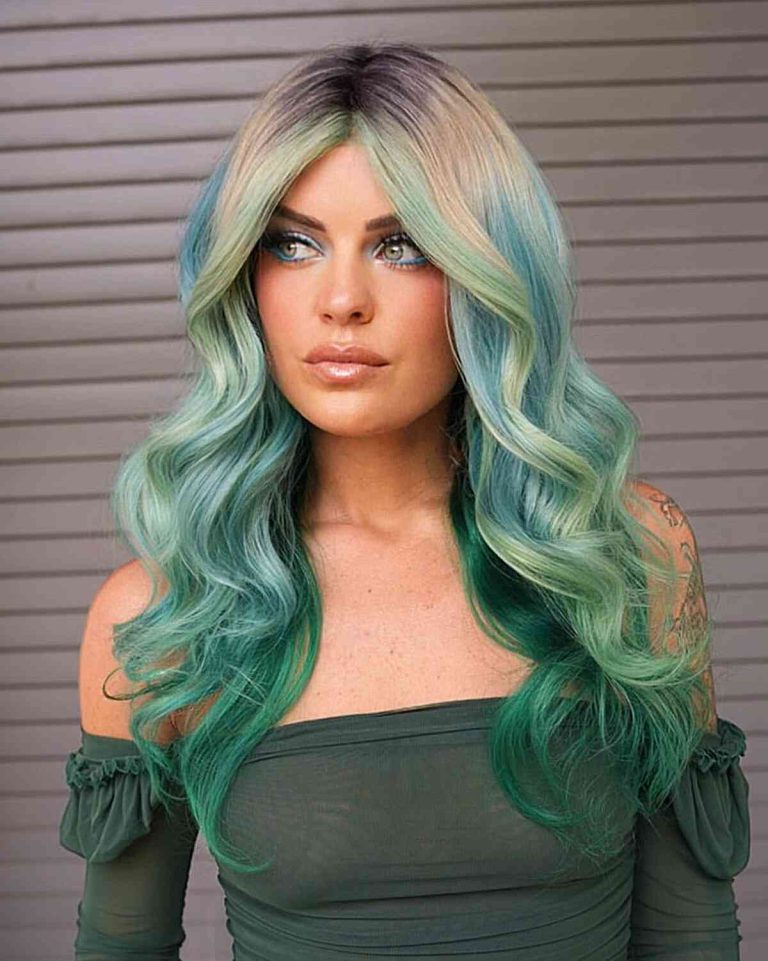 28 Green Hair Shades That Work for All Seasons