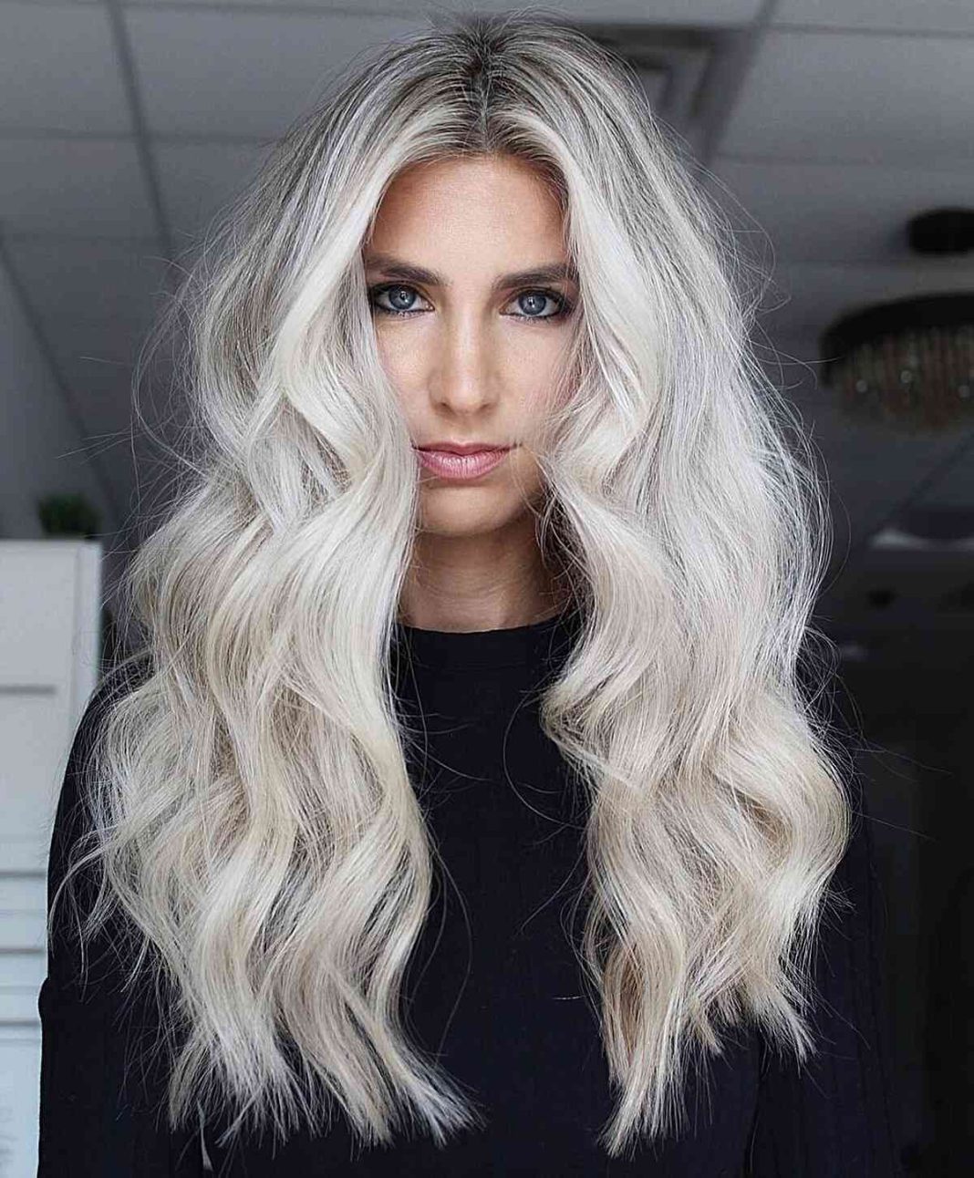 32 Eye-Catching Platinum Blonde Hair Shades for a Fresh Look