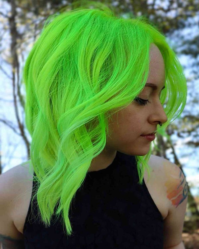 28 Green Hair Shades That Work for All Seasons