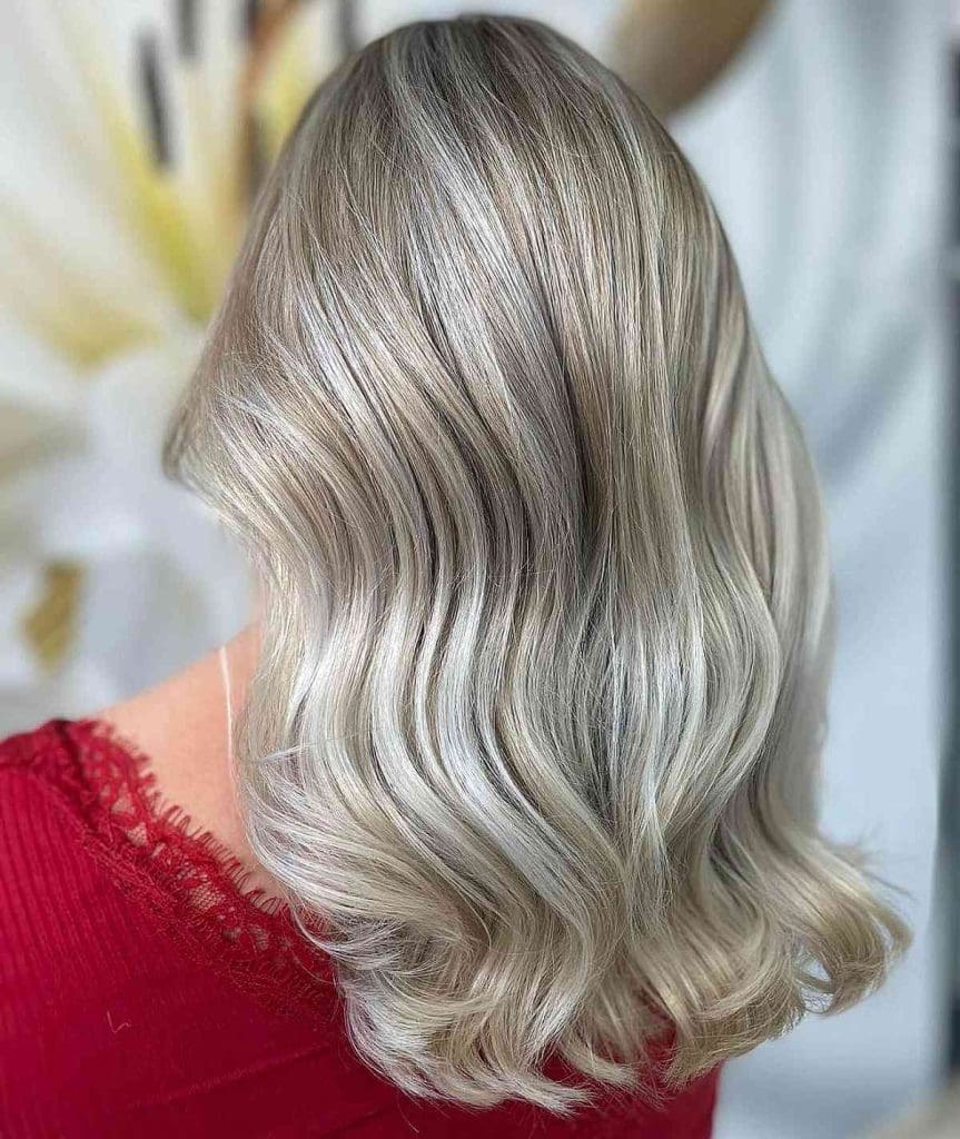 25 Platinum Blonde Highlights to Rock This Winter 2025
