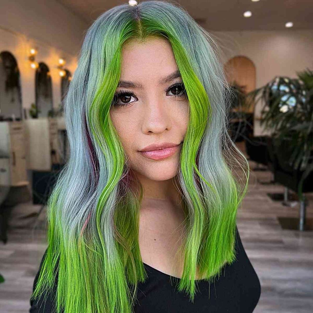 28 Green Hair Shades That Work for All Seasons