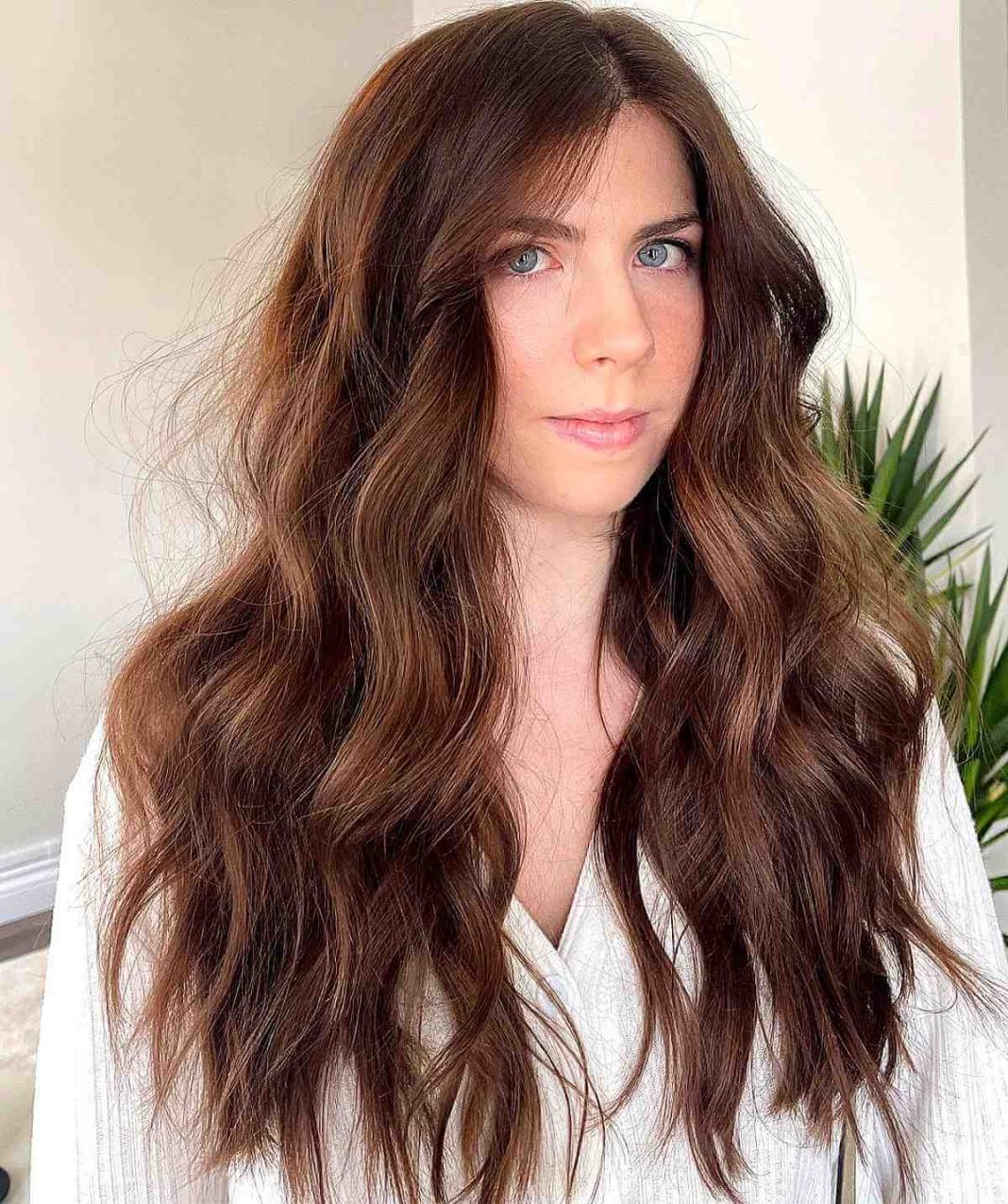 34 Beautiful Chocolate Brown Hair Colors to Try in 2025