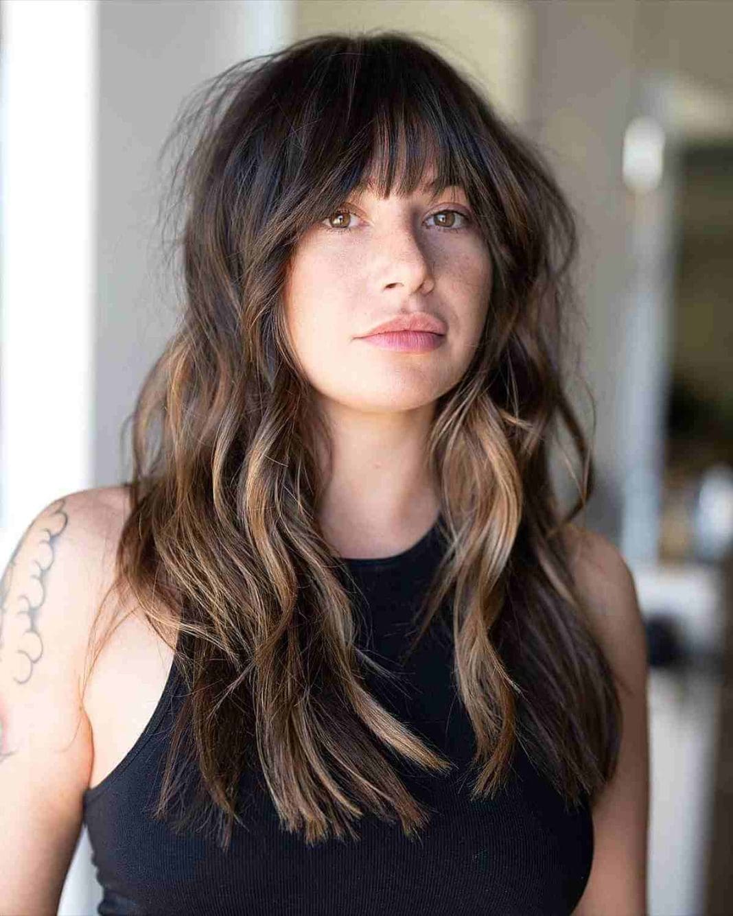 27 Polished Highlight Ideas for Dark Brown Hair