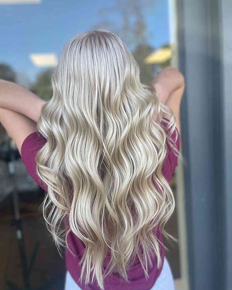 32 Eye-Catching Platinum Blonde Hair Shades for a Fresh Look