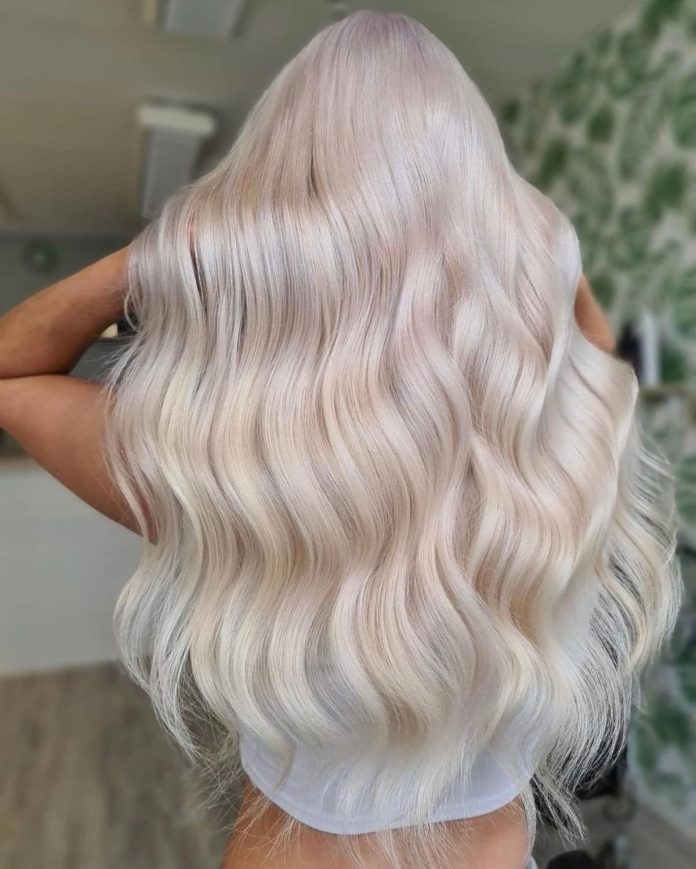 30 Long Blonde Hair Styles That Are Taking Over in 2026