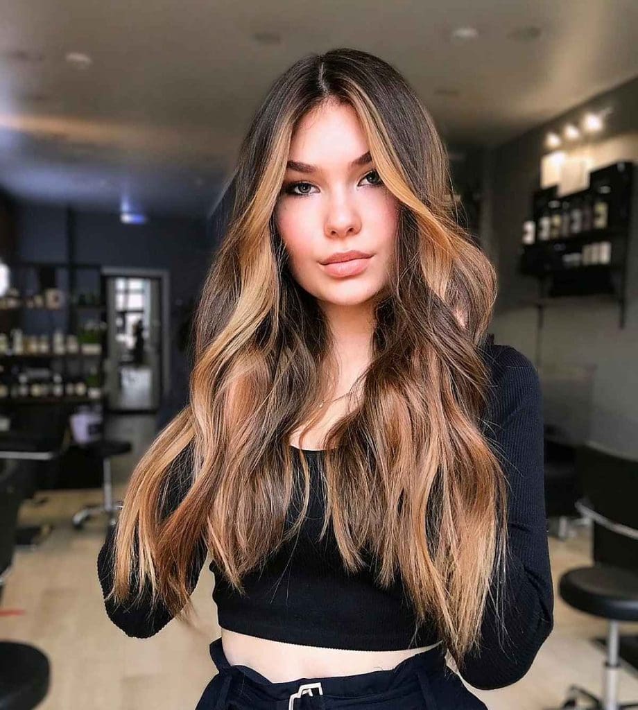 35 Beautiful Money Piece Hair Highlights for a Bold Look