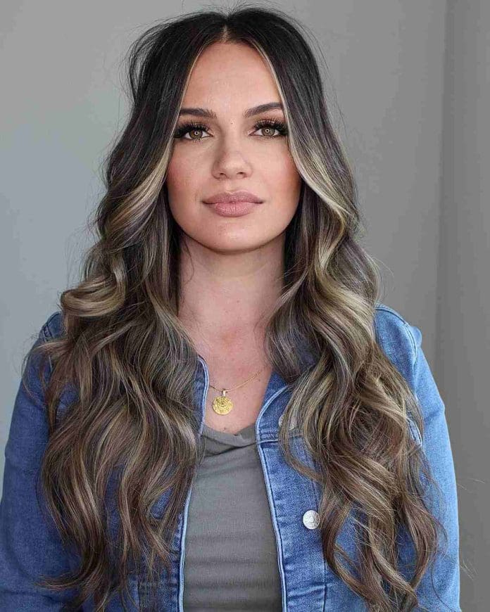 35 Beautiful Money Piece Hair Highlights for a Bold Look